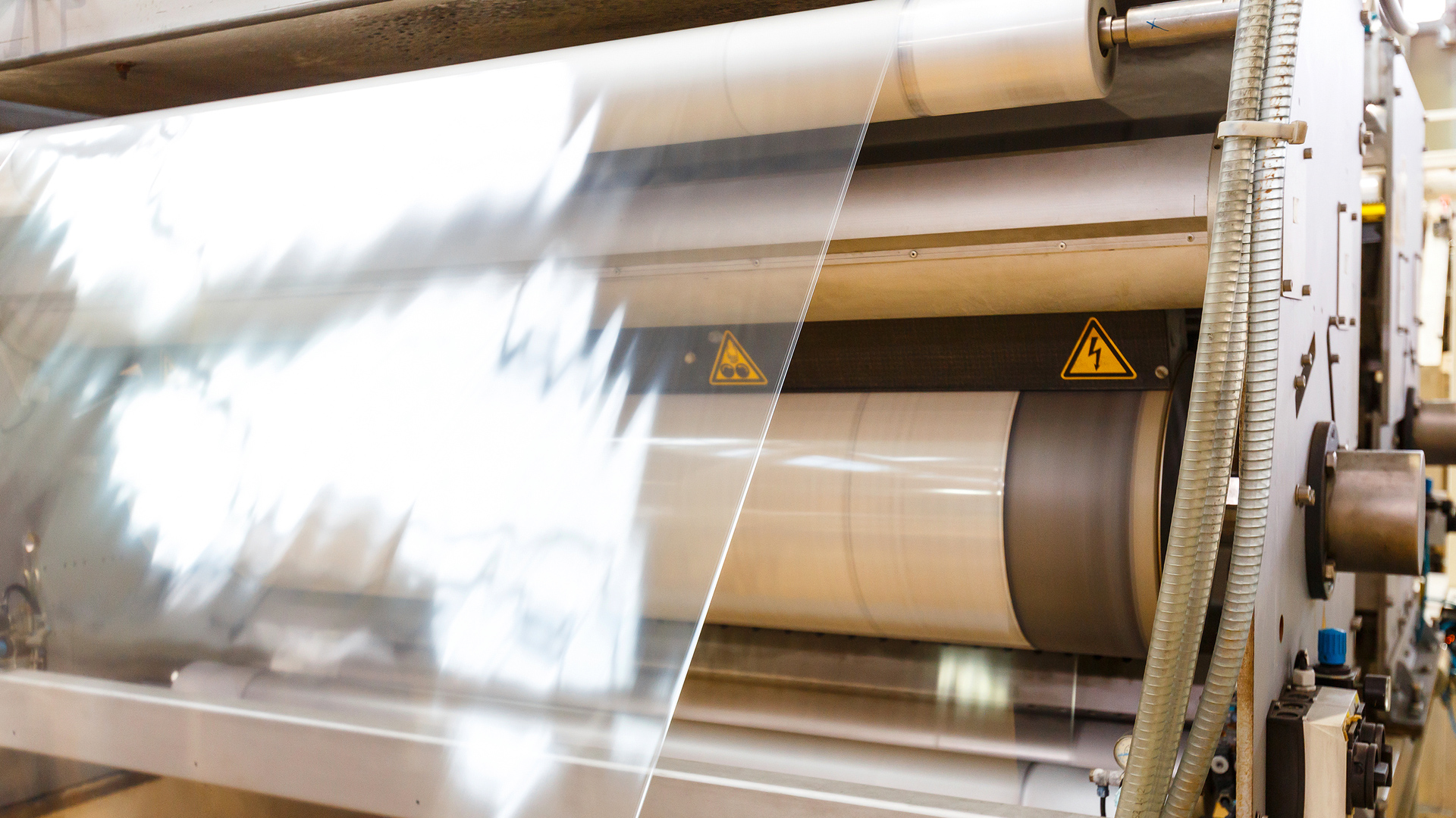 Protective lamination films | UPM Adhesive Materials