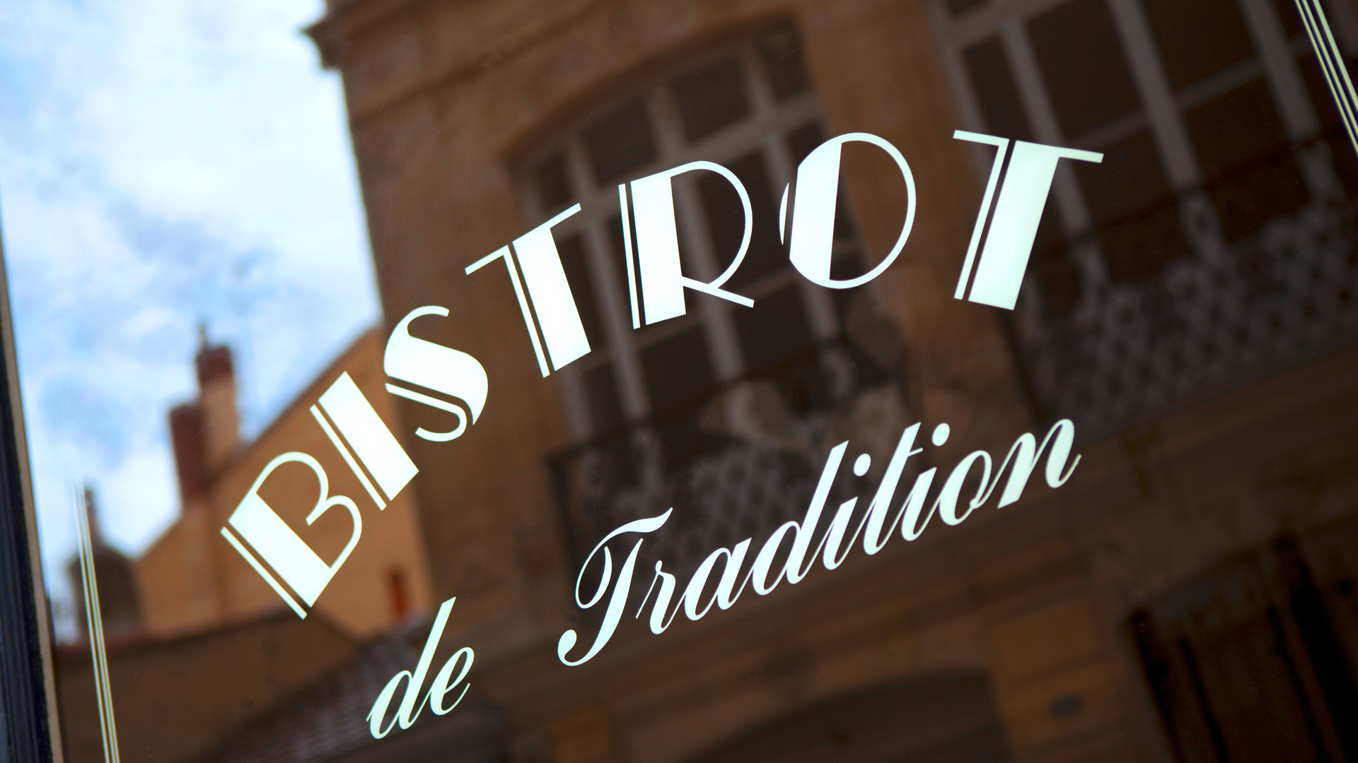 Sign films | UPM Adhesive Materials